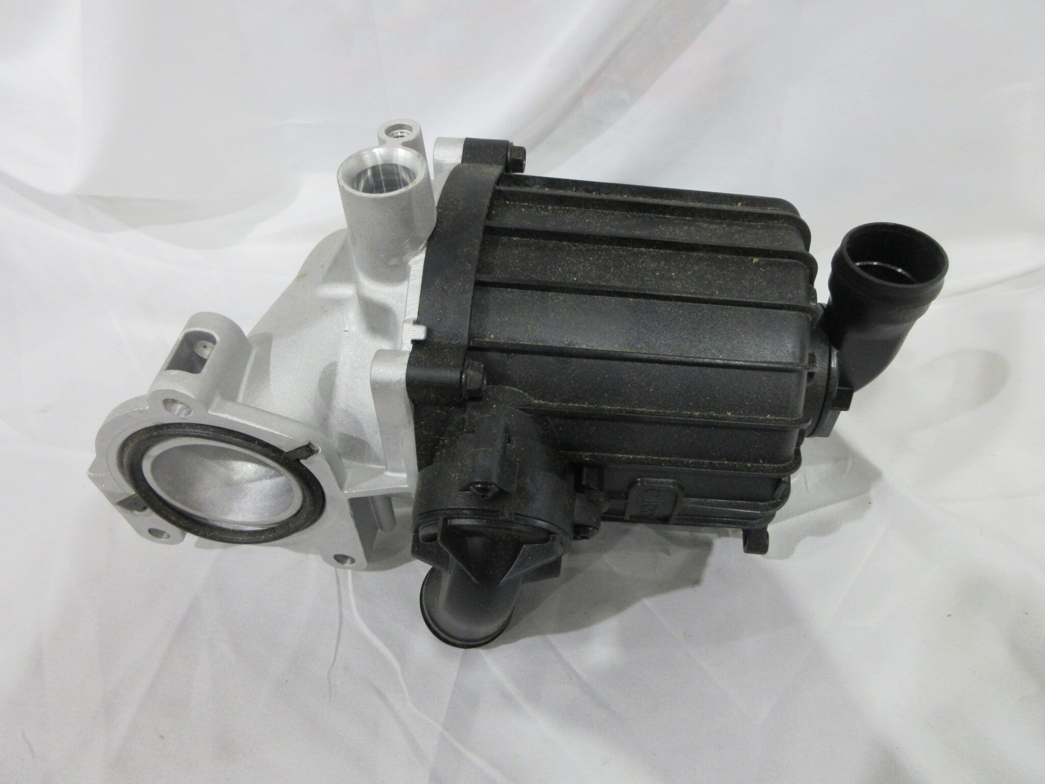 CRANKCASE OIL VENTILATION SEPARATOR - Westlock Truck Parts